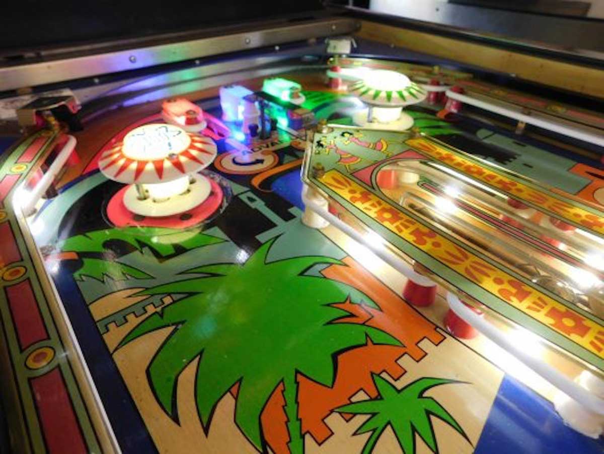 Jubilee Pinball Machine by Williams - Elite Home Gamerooms