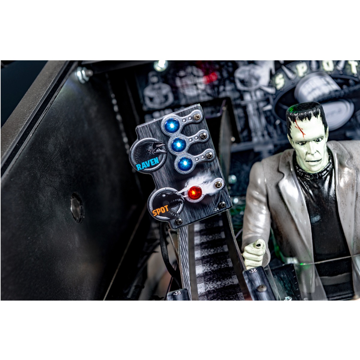 Munsters Premium Pinball Machine - Elite Home Gamerooms