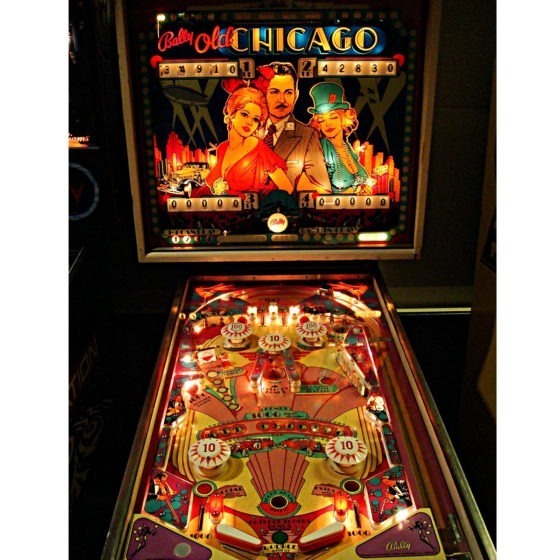 Old Chicago Pinball Machine - Elite Home Gamerooms