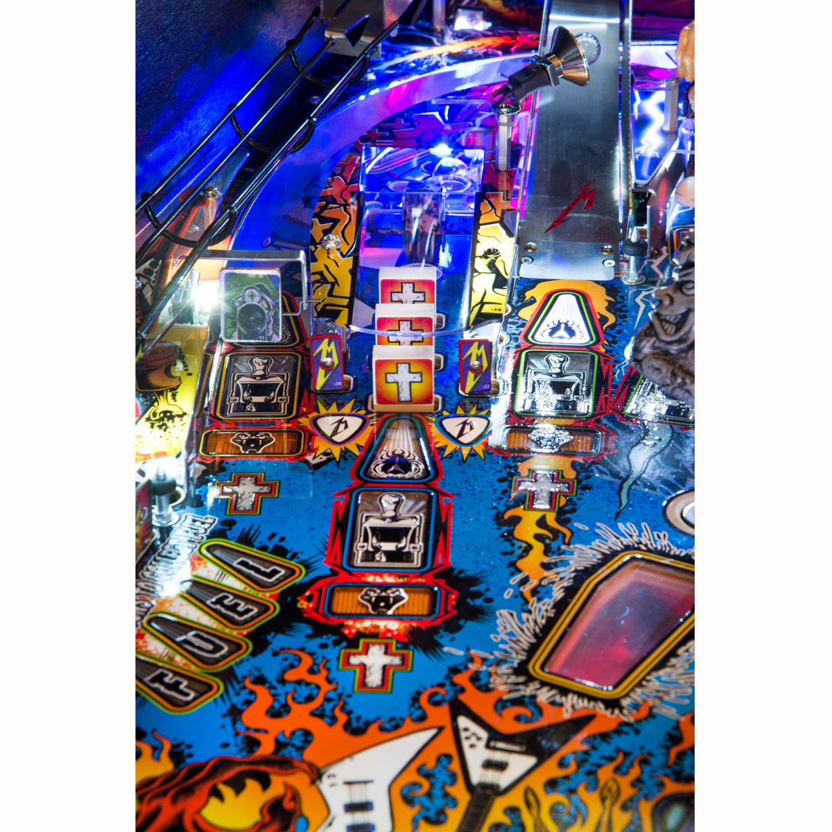 Metallica Pro Pinball Machine - Elite Home Gamerooms