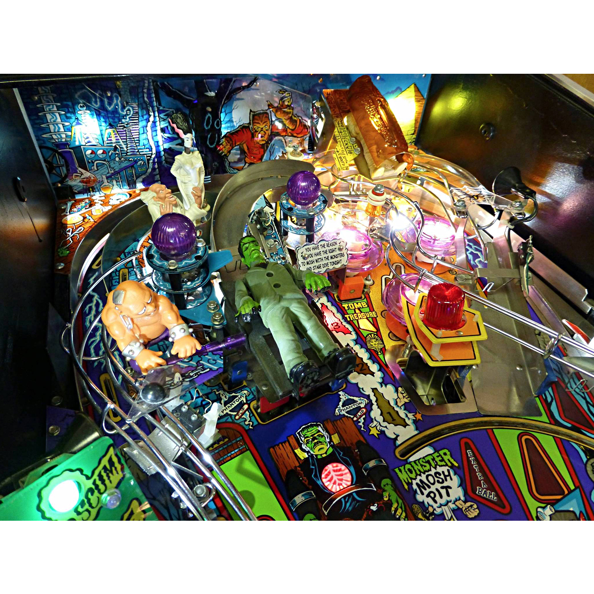 Monster Bash Pinball Machine by Williams - Elite Home Gamerooms